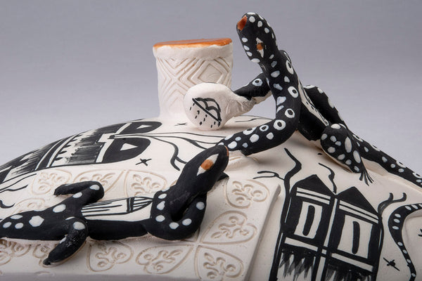 Healing Lizard Pottery – Keshi The Zuni Connection